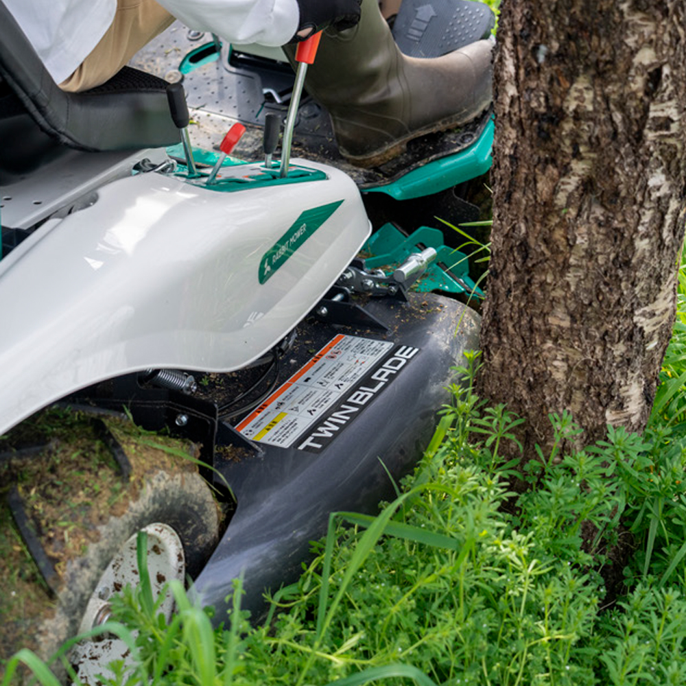 รถตัดหญ้านั่งขับ OREC RMT110 - ORECTHAILAND